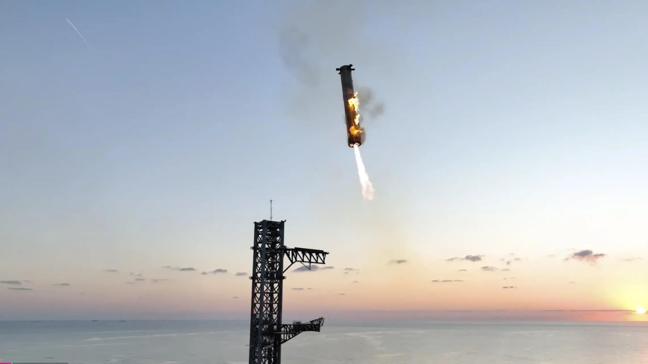 Watch: Elon Musk explains how SpaceX's Mechazilla can catch Super Heavy ... Watch: Elon Musk explains how SpaceX's Mechazilla can catch Super Heavy ...