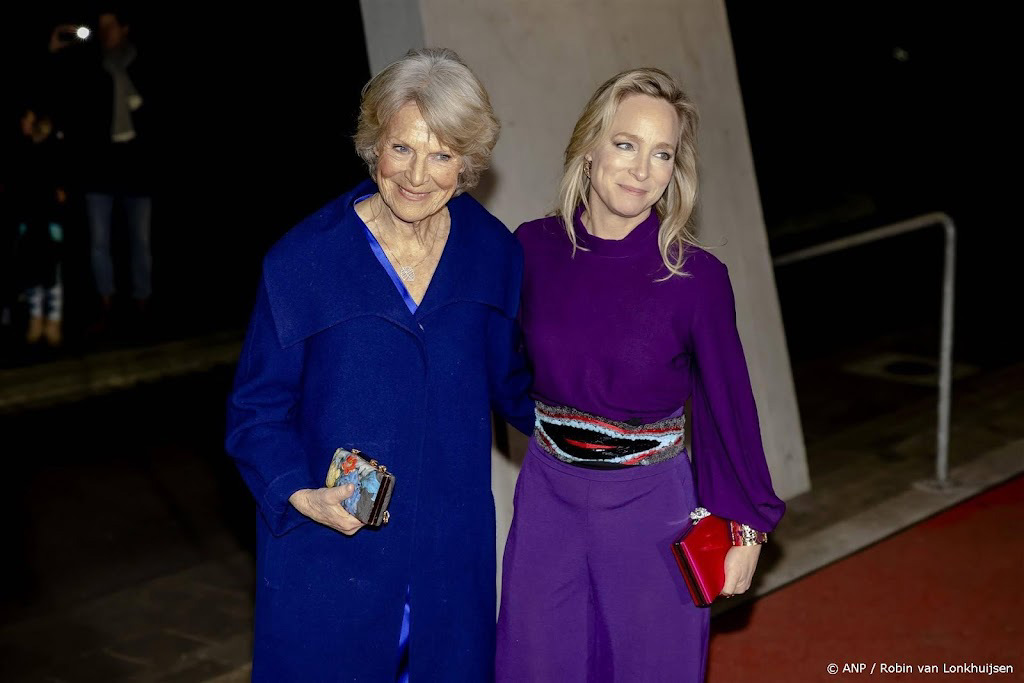 Prinses Irene gelooft in 'andere dimensie' na de dood Prinses Irene gelooft in 'andere dimensie' na de dood