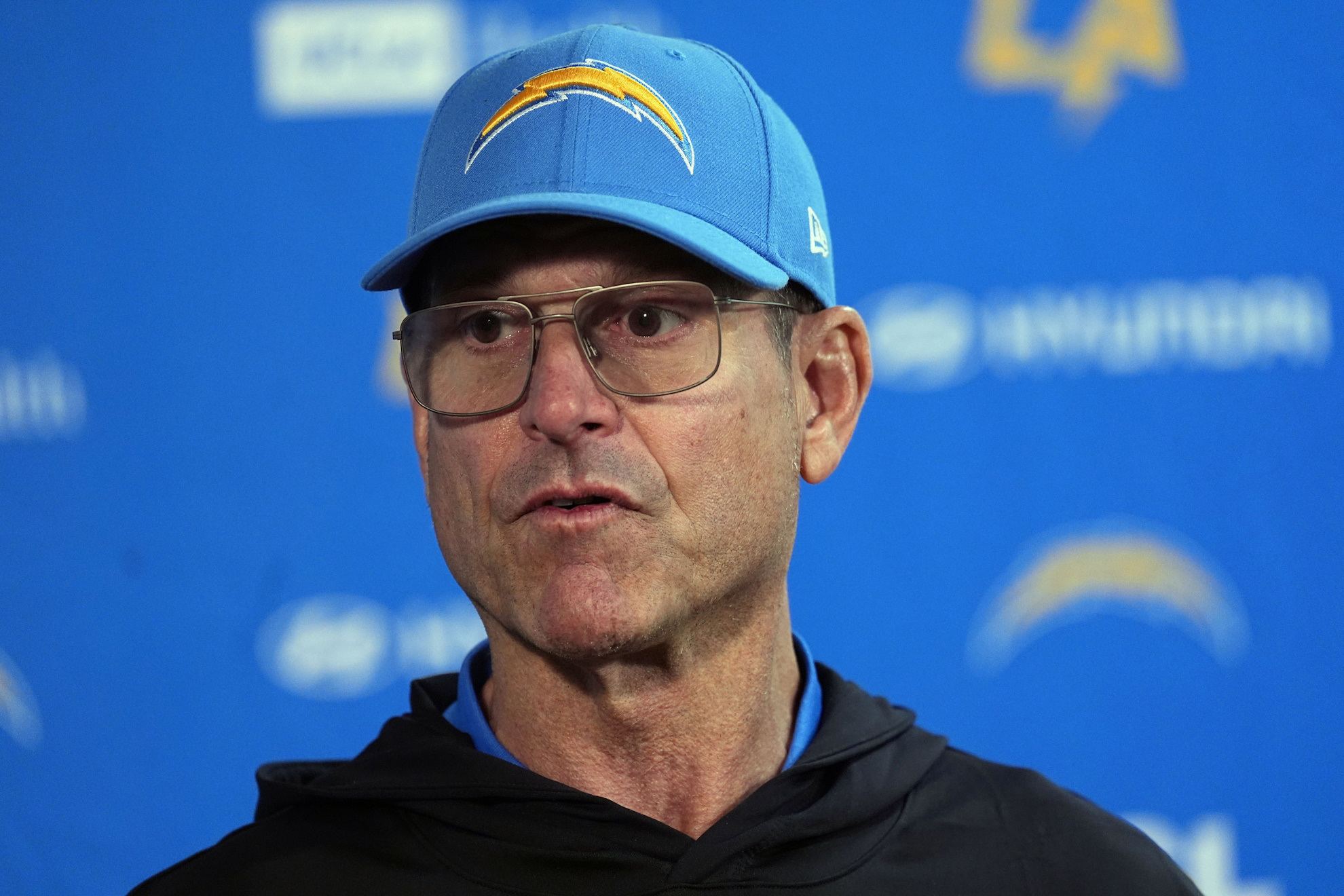 Jim Harbaugh reveals heart condition prompted temporary exit vs. Broncos Jim Harbaugh reveals heart condition prompted temporary exit vs. Broncos