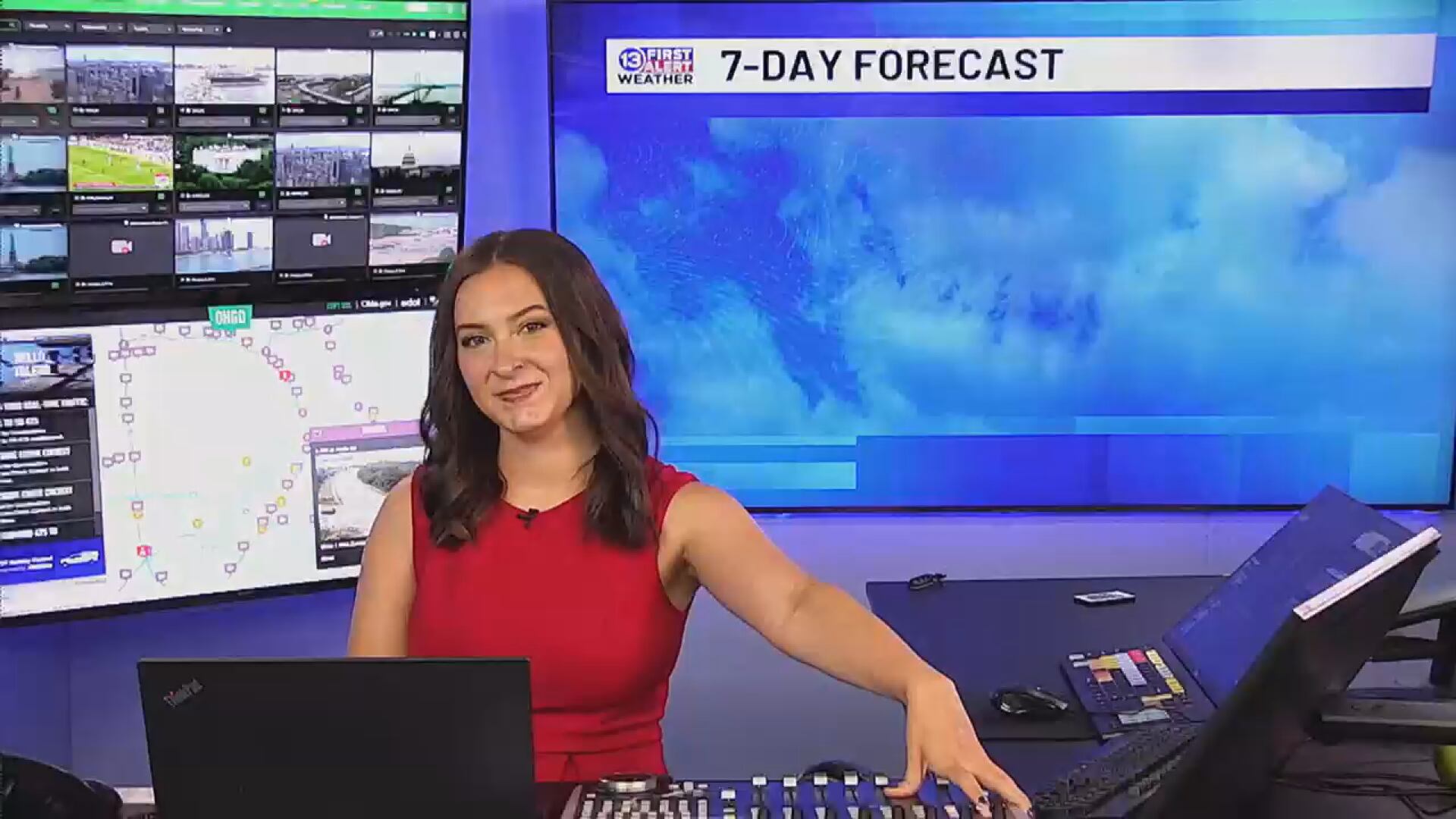 Tracking a few slick spots for the Friday morning commute