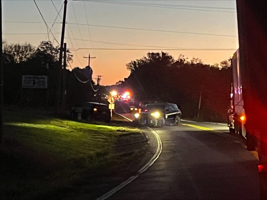 Pursuit, manhunt ends in arrests in Mason County Pursuit, manhunt ends in arrests in Mason County