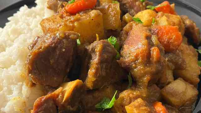 How to Cook Goat (Easy)