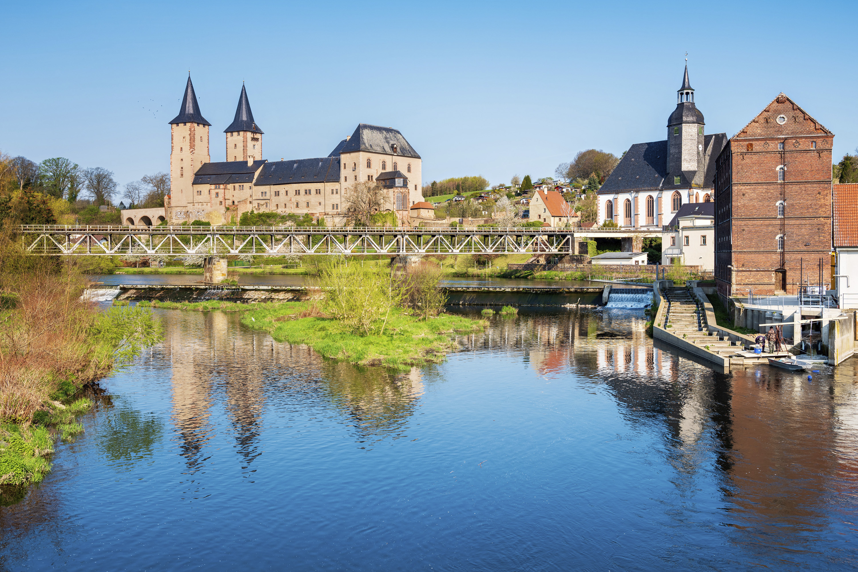 Beautiful castles around the world