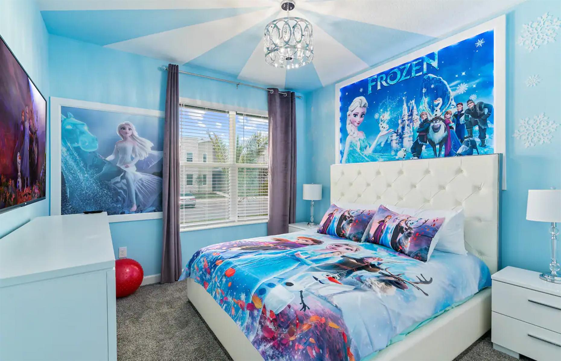 The extraordinary interiors of 9 ordinary homes