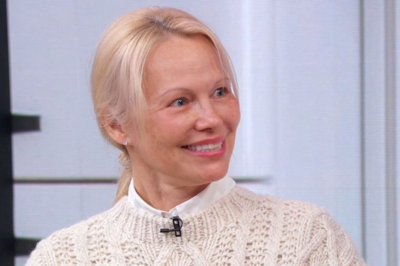 Pamela Anderson makes make up free appearance on Good Morning America ... Pamela Anderson makes make up free appearance on Good Morning America ...