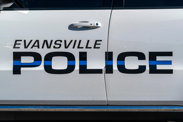 Evansville officers, husband and wife, charged with dozens of counts