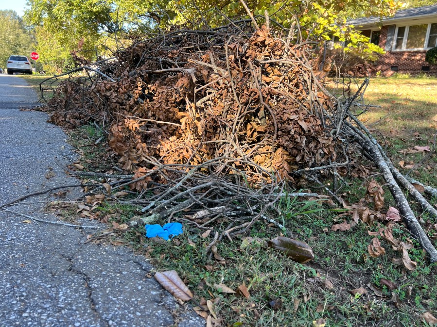 Anderson County crews continue storm debris cleanup