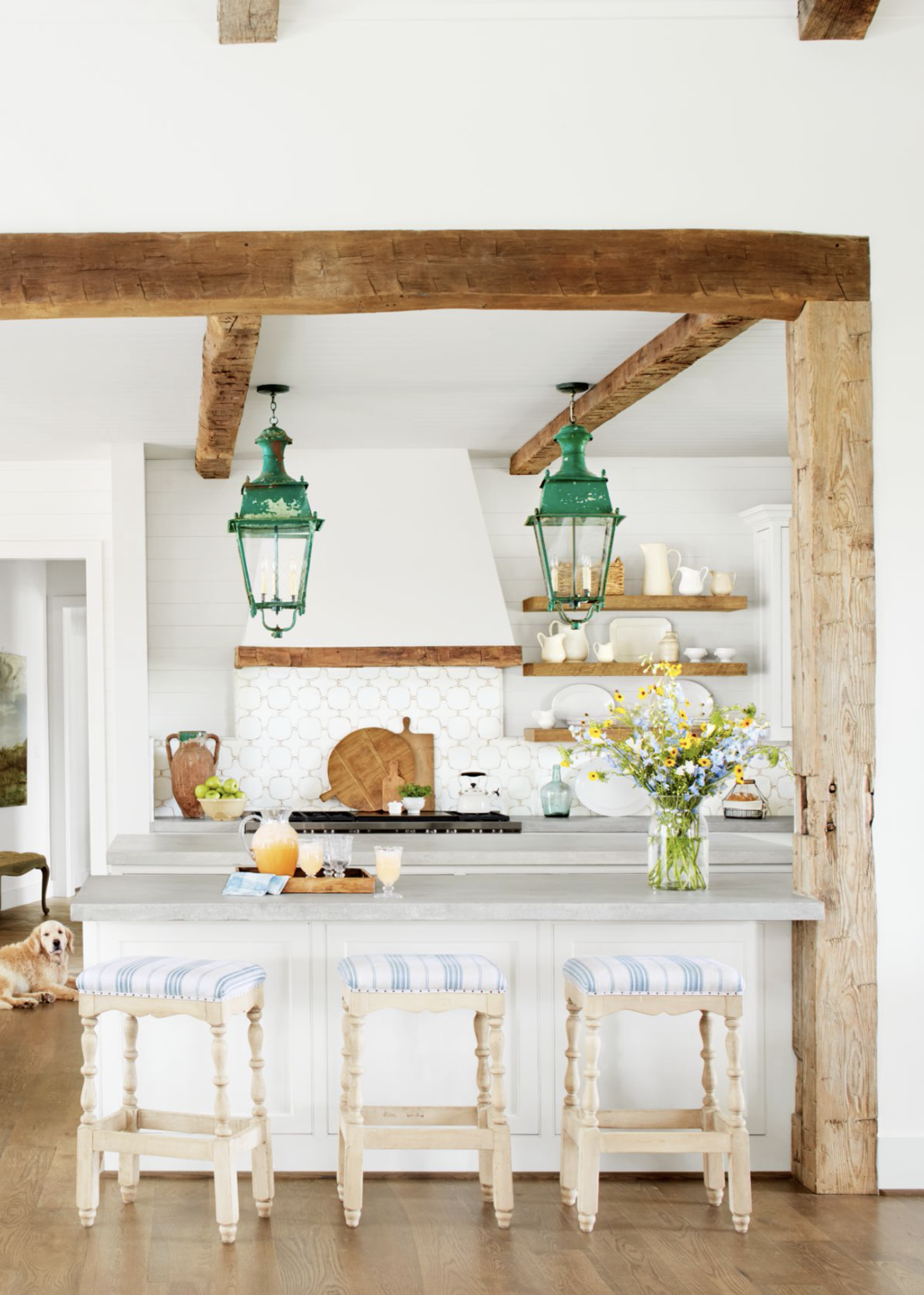 40 Pretty and Practical Kitchen Backsplash Ideas