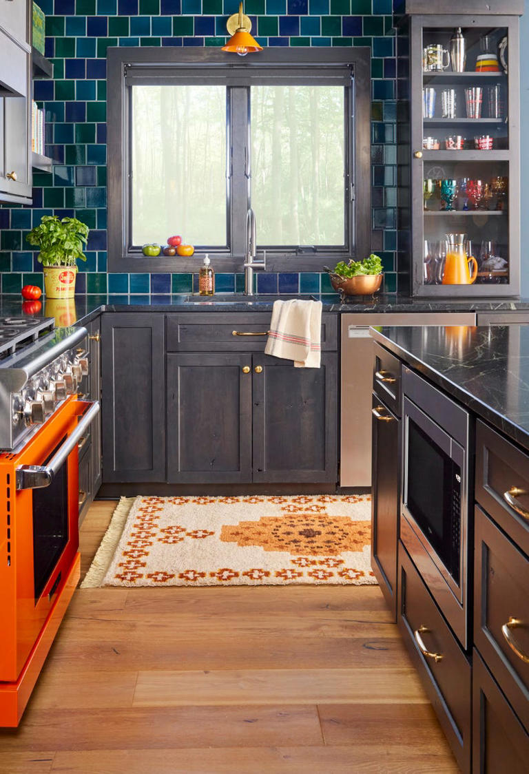 A No-Regrets Guide to Choosing a Kitchen Backsplash