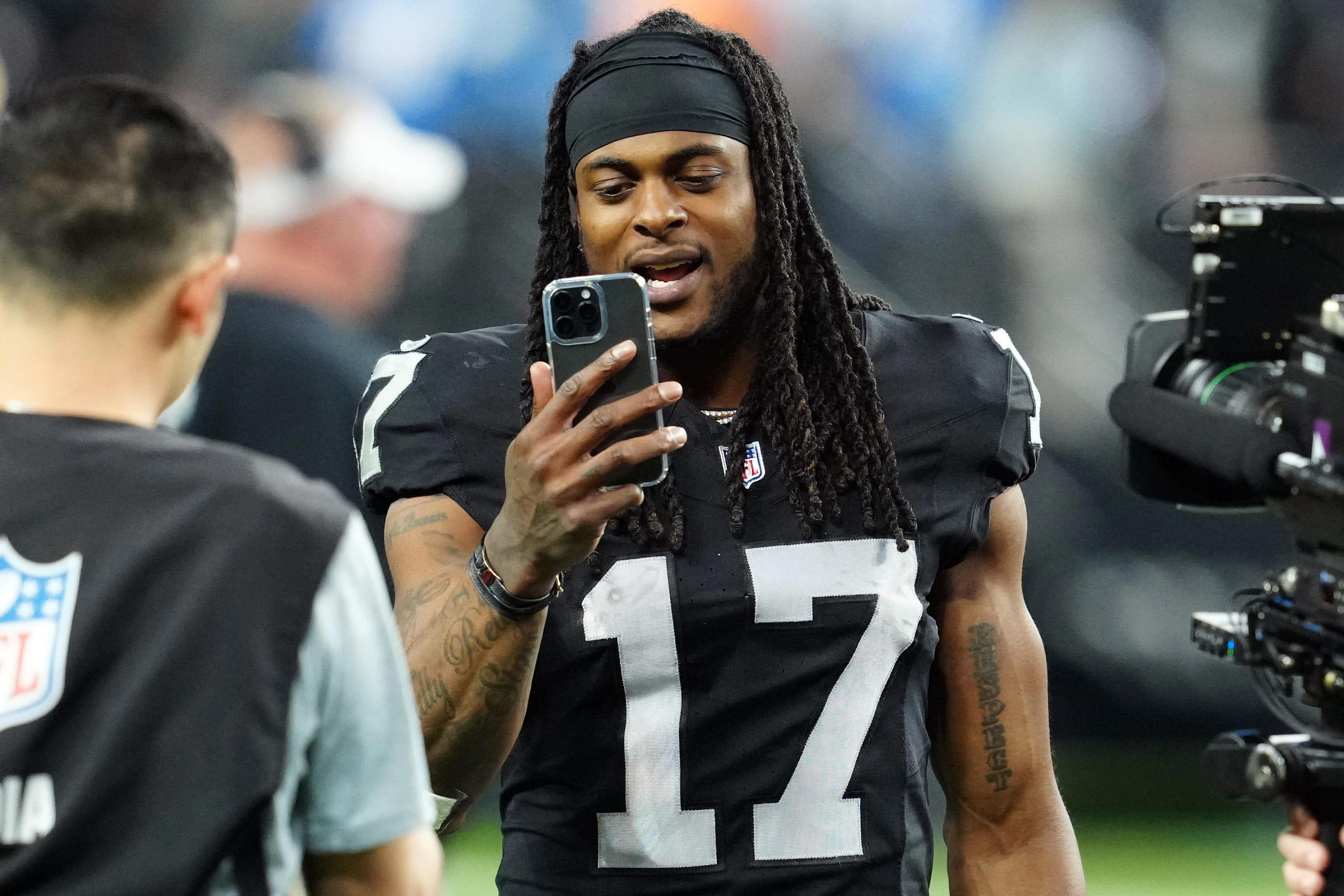 Davante Adams summed up the Jets trade with a 3 second Instagram video Davante Adams summed up the Jets trade with a 3 second Instagram video