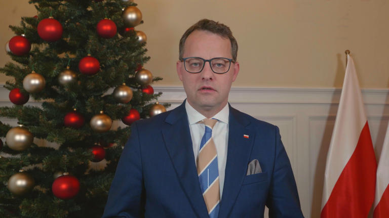 Politikai menedékjogot kapott Magyarországon Marcin Romanowski volt ... Politikai menedékjogot kapott Magyarországon Marcin Romanowski volt ...