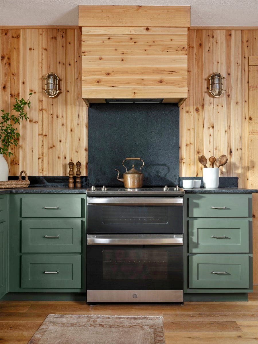 40 Pretty and Practical Kitchen Backsplash Ideas