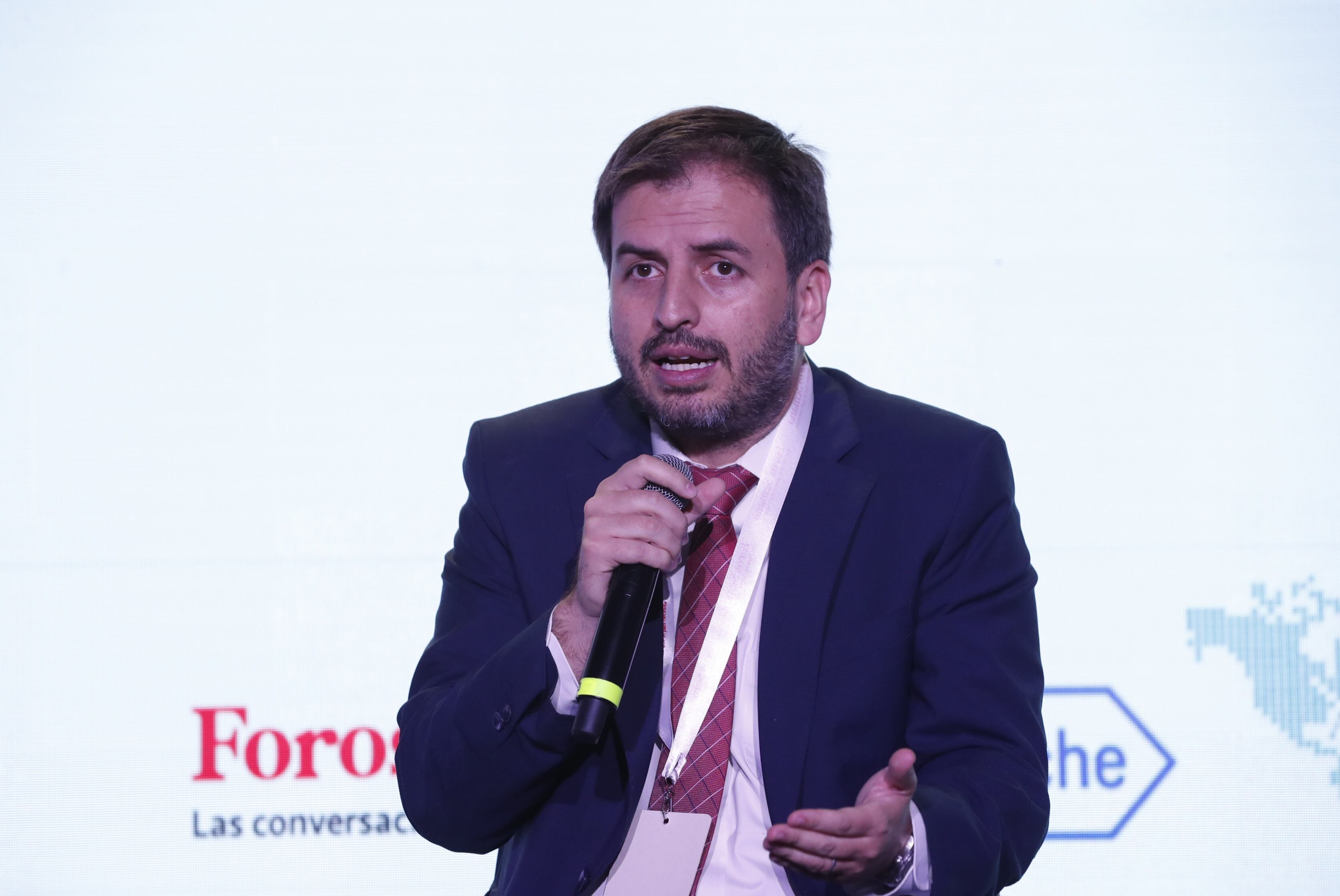 Intervenciones a Nueva EPS y Sanitas: Andrés Forero denuncia que ...