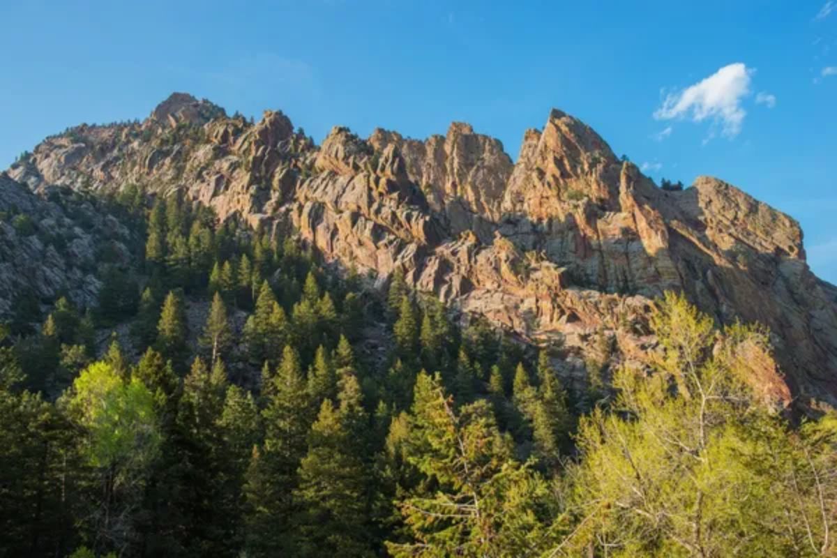 18 US college towns perfect for outdoor enthusiasts