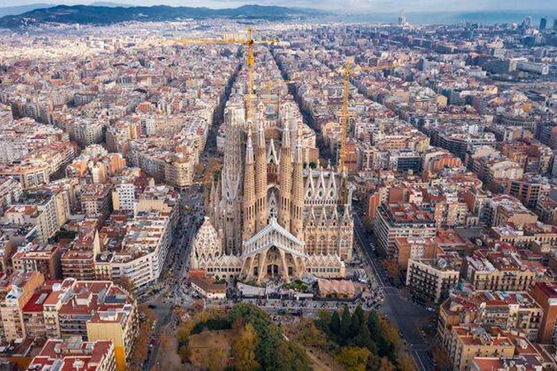British tourists warned as Spain passes 'royal decree' in holiday crackdown British tourists warned as Spain passes 'royal decree' in holiday crackdown