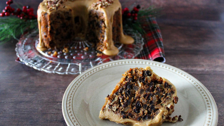Plum Pudding Is An Old-fashioned English Dessert - Ma's English Plum ...