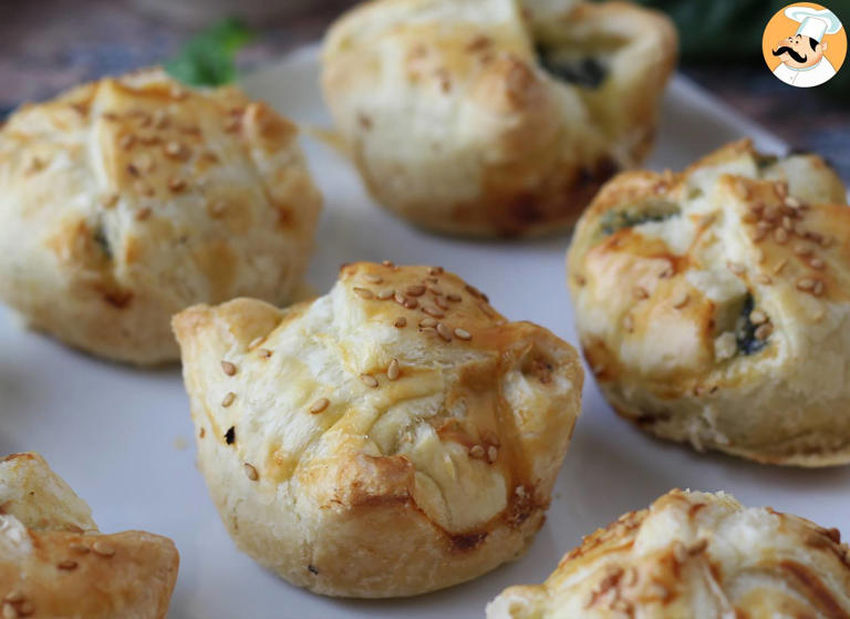 Mini folhados de espinafre e queijo de cabra Mini folhados de espinafre e queijo de cabra