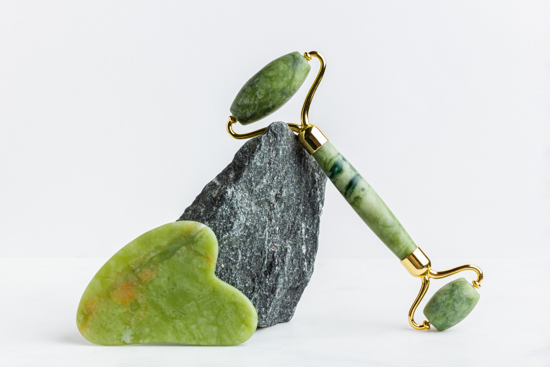 Qu'est-ce que le gua sha et comment l'intégrer dans votre routine