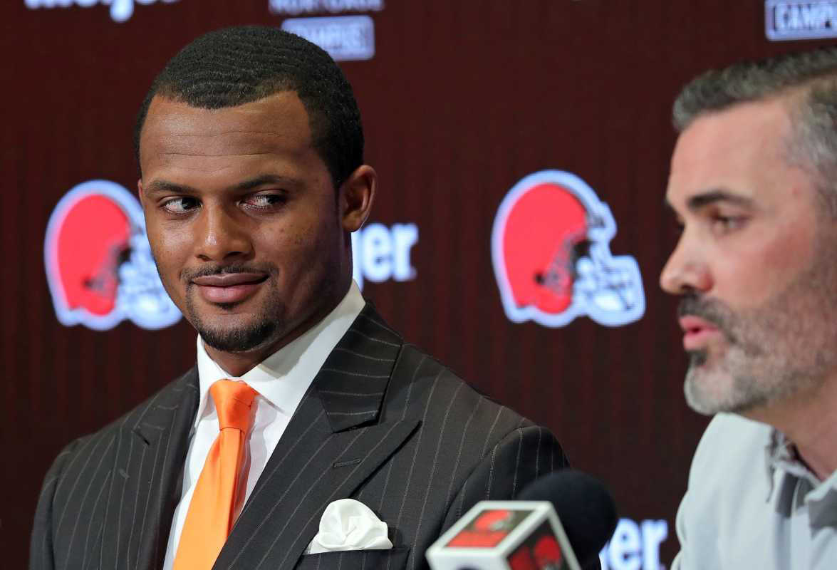 Deshaun Watson Sends 5-Word Message on Day Browns Draft QB Dillon Gabriel Deshaun Watson Sends 5-Word Message on Day Browns Draft QB Dillon Gabriel