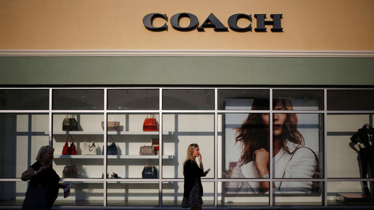 Coach Outlet Is Selling a 'Beautiful' $350 Crossbody Bag for Just $149 ...