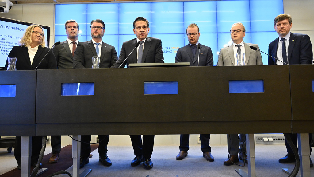 Majoritet i riksdagen vill slopa överskottsmål Majoritet i riksdagen vill slopa överskottsmål