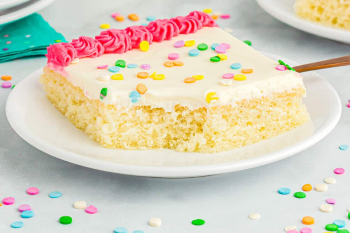 15 Easy Sheet Cake Recipes That Bring Big Flavor with Minimal Effort