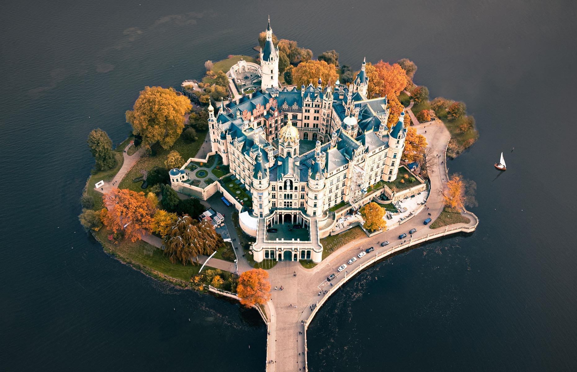 Ranked: the 30 most stunning castles around the world