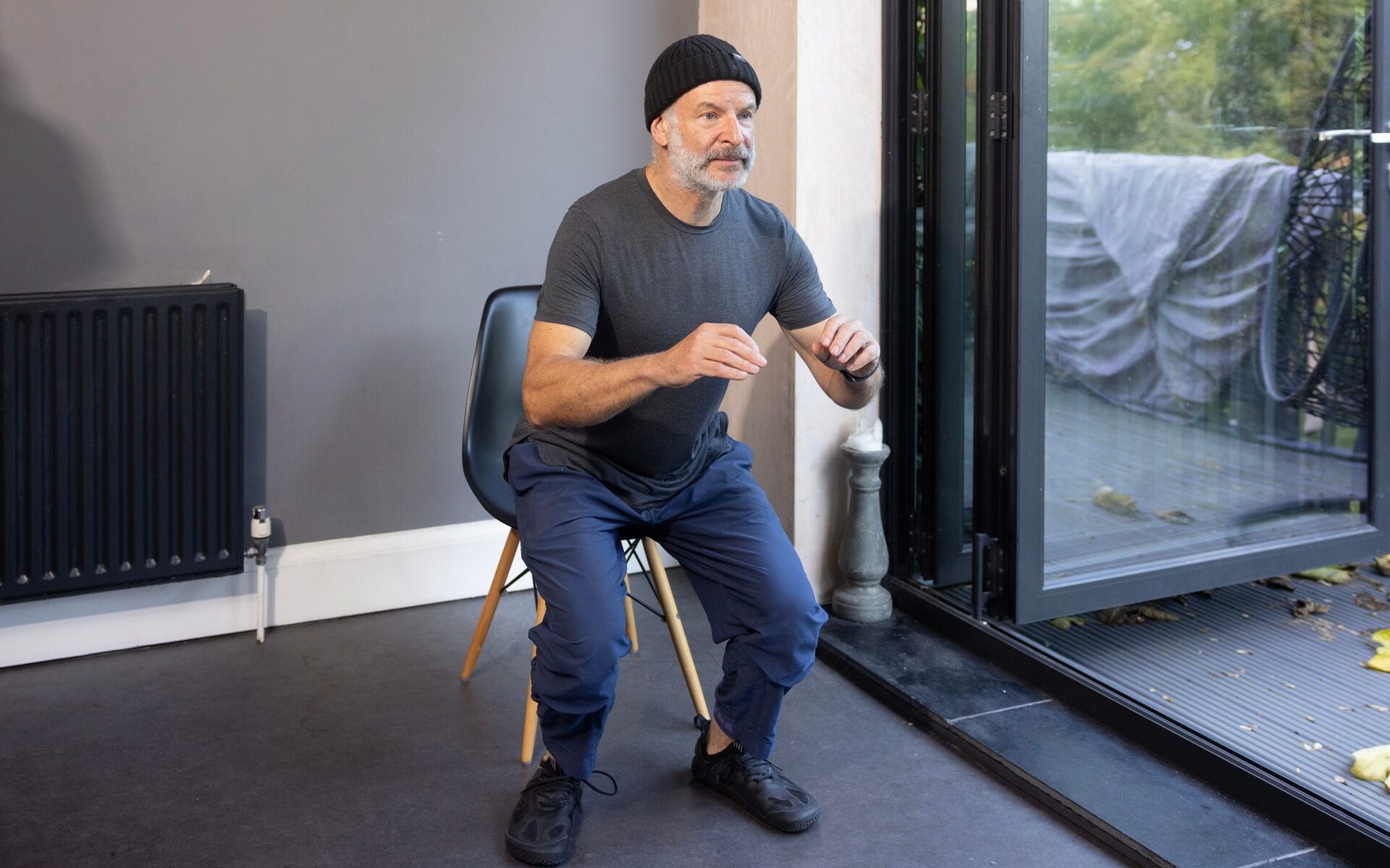 10 micro-exercises that are as effective as a 20-minute walk