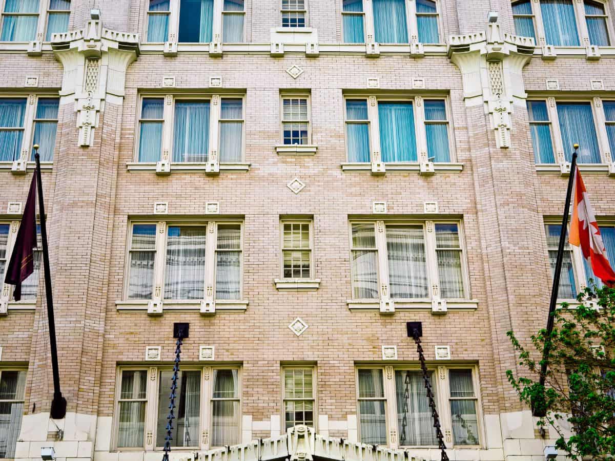 Two West Coast Cities, Two Wildly Different Versions of American Identity