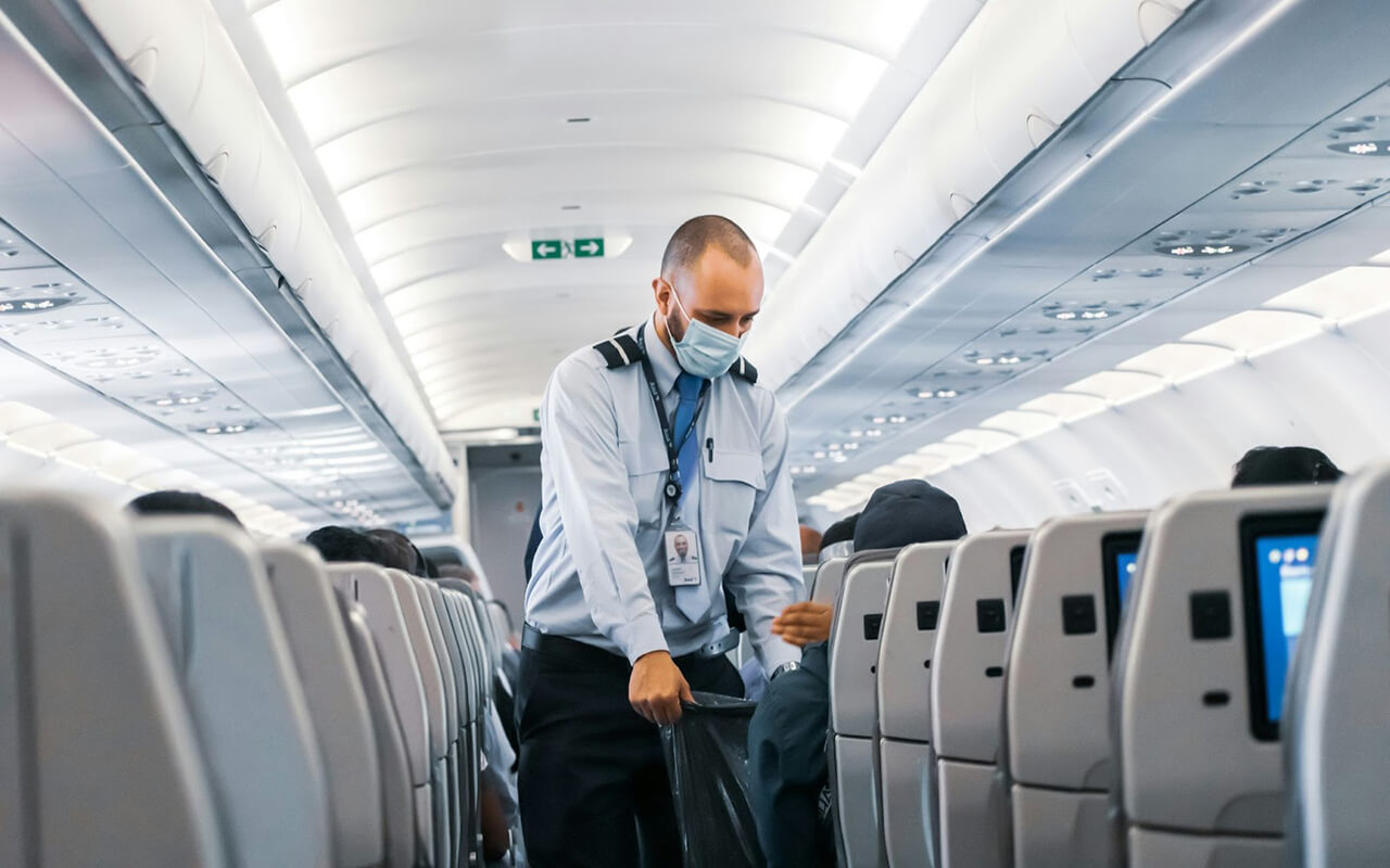 25 Things You Should Never Do While Flying