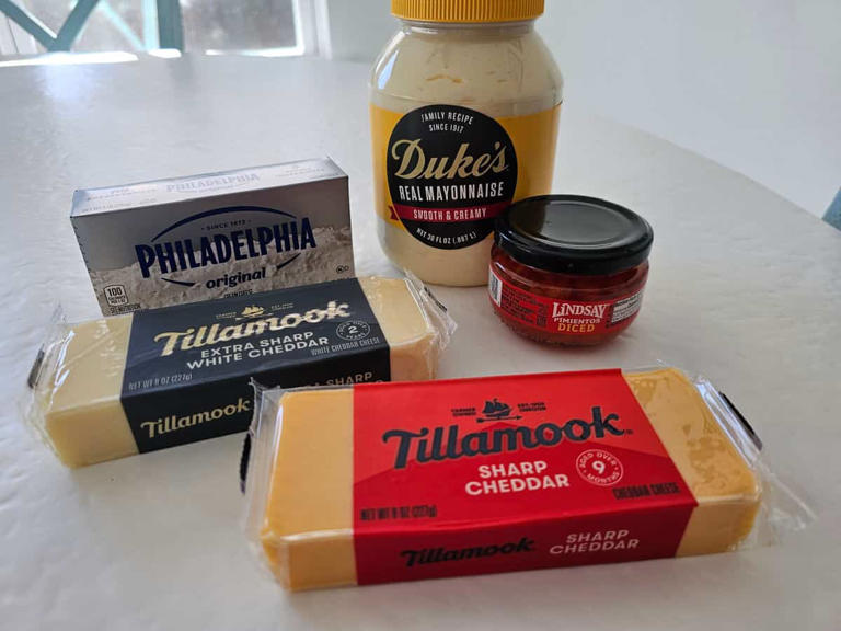 Easy Pimento Cheese Recipe