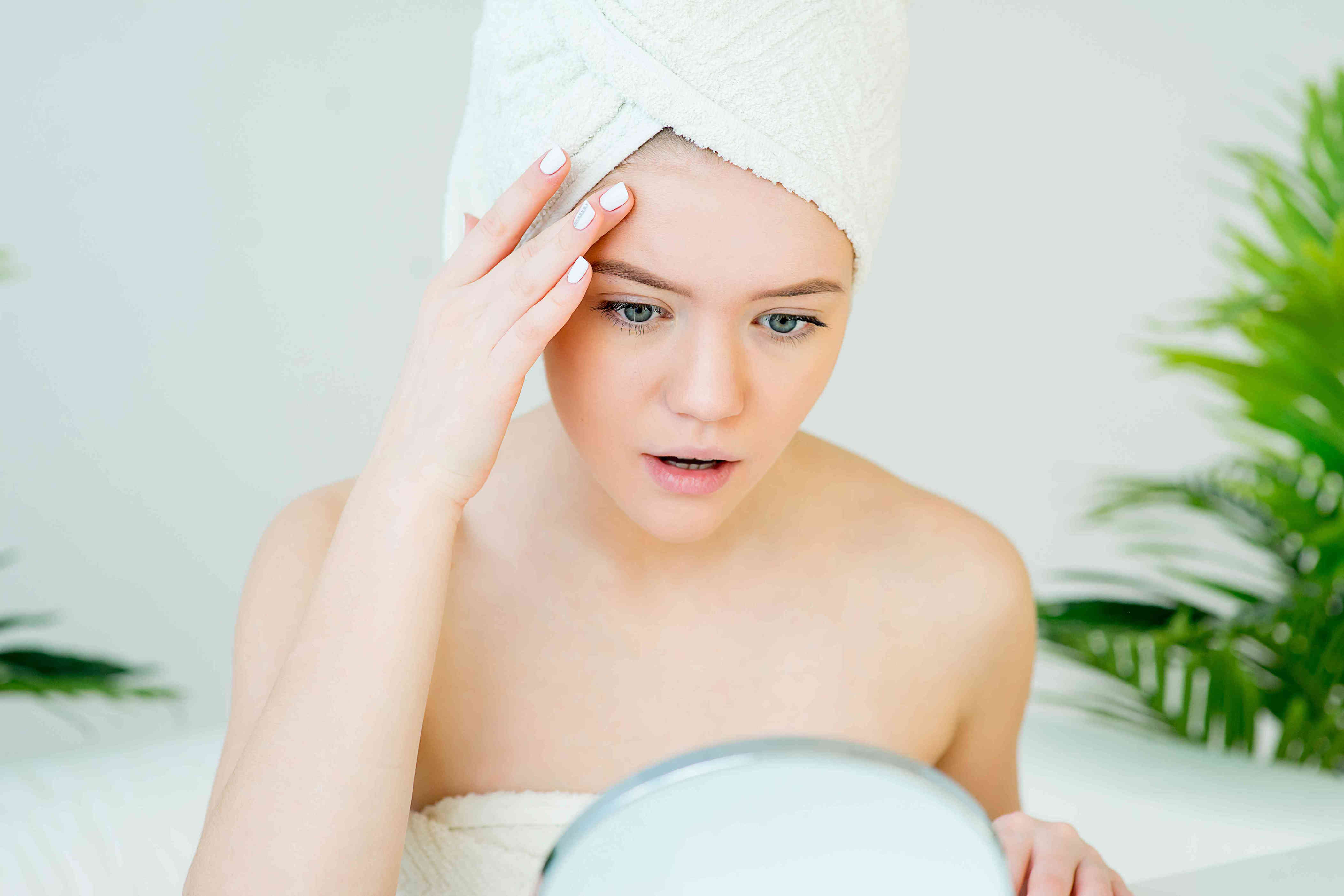 7 skin bumps on your face that aren't acne (with pictures)