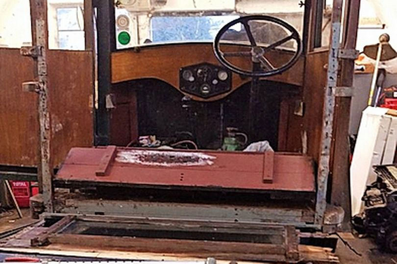 Restored 1934 Guy Wolf truck wins National Transport Trust restoration ... Restored 1934 Guy Wolf truck wins National Transport Trust restoration ...