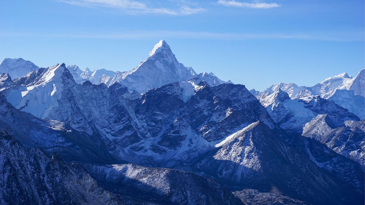 🏔️ The Himalayas should collapse under their own weight, unless...