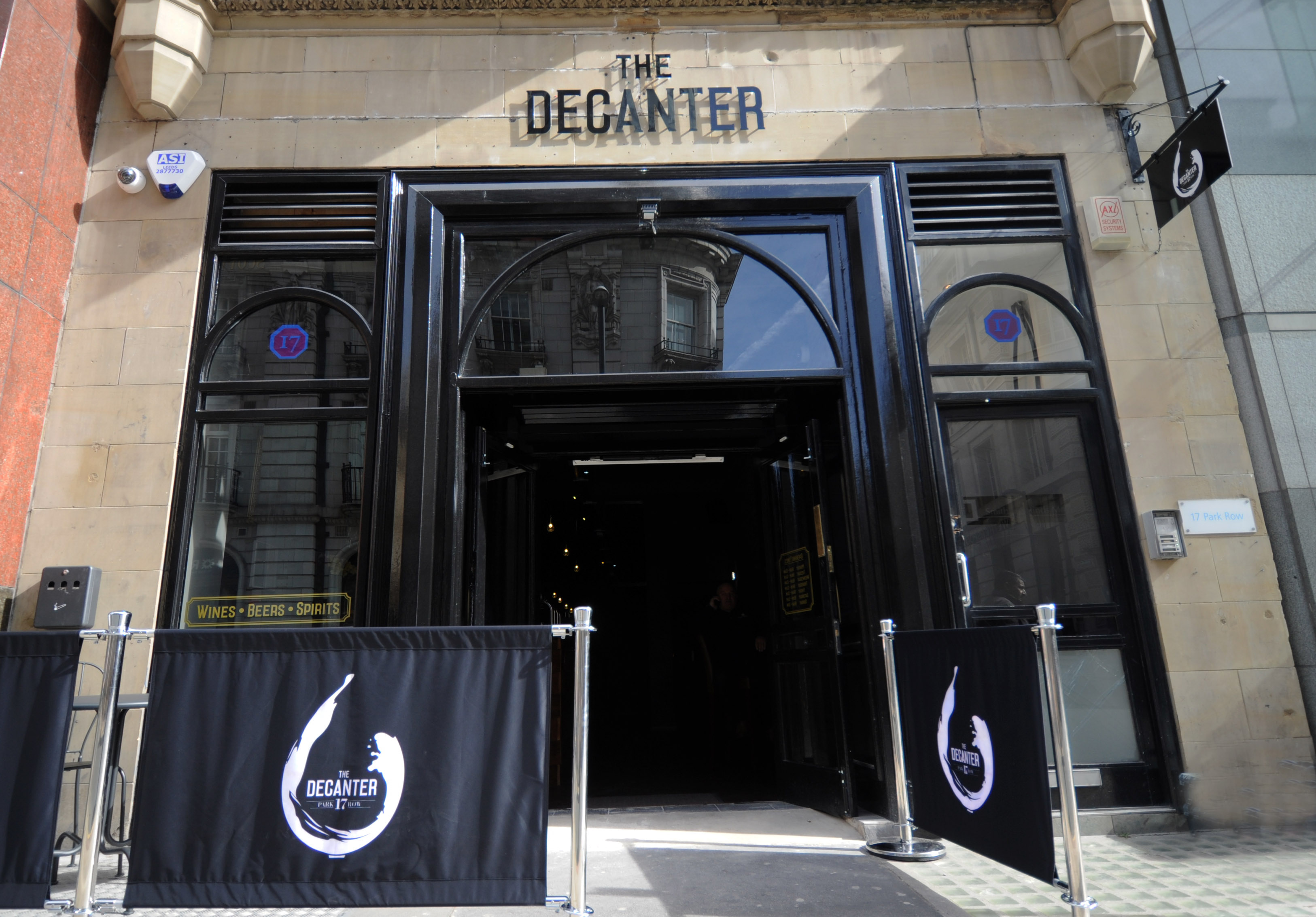 Decanter Park Row: Top-rated wine bar in Leeds city centre listed for ...
