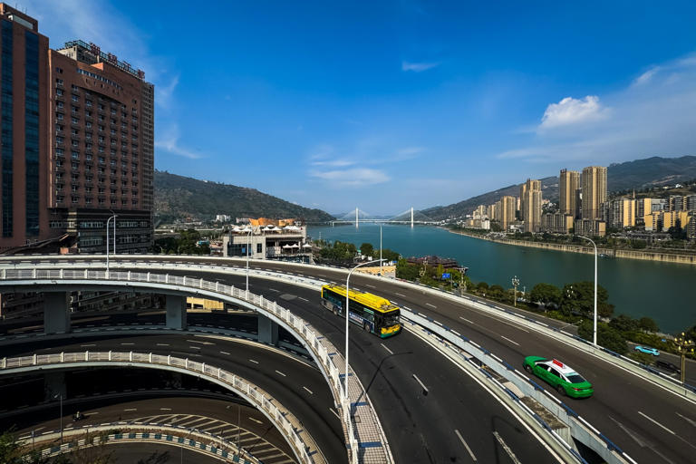 Inside the 'optical illusion' city of skyscrapers