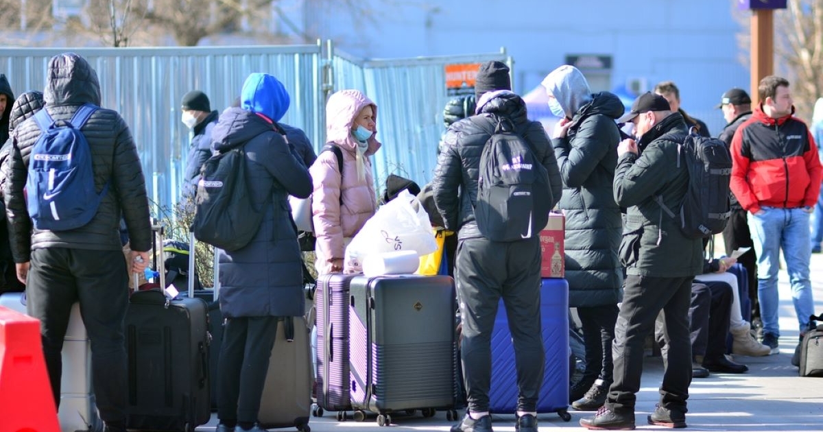 Ukraine Orders Forced Evacuations of Families with Children in Donetsk