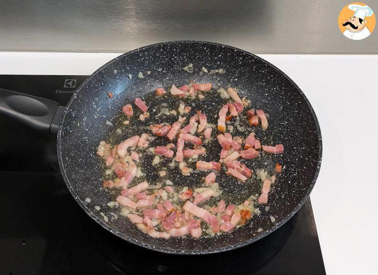 Pasta con bacon: fácil y barata