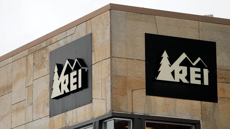 REI sets grand opening date for Elk Grove location