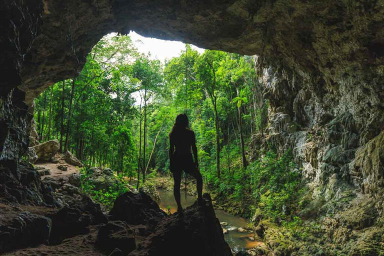 27 Amazing Things To Do in Belize — A Complete Guide!