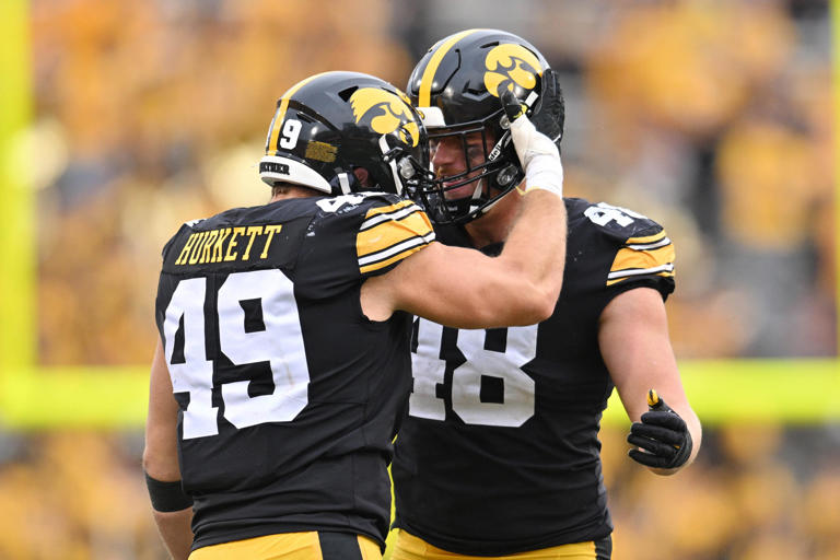 Iowa football defensive line considered a top 10 unit nationally