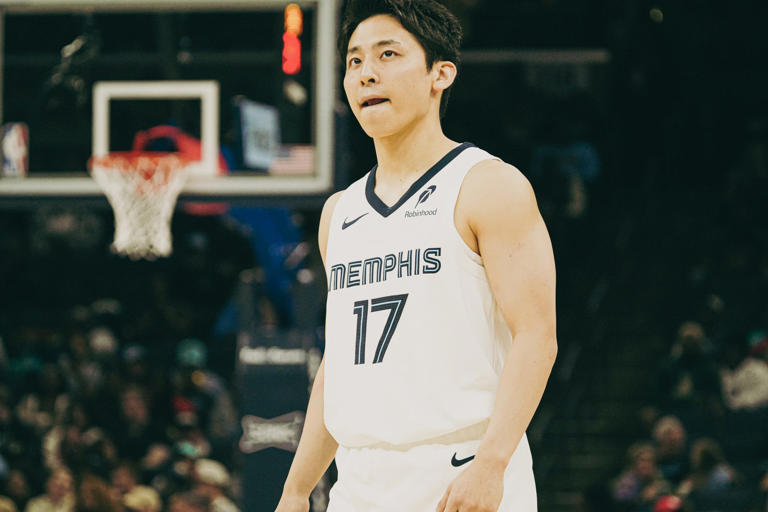 Memphis Grizzlies rookie Yuki Kawamura scores first career NBA points ... Memphis Grizzlies rookie Yuki Kawamura scores first career NBA points ...