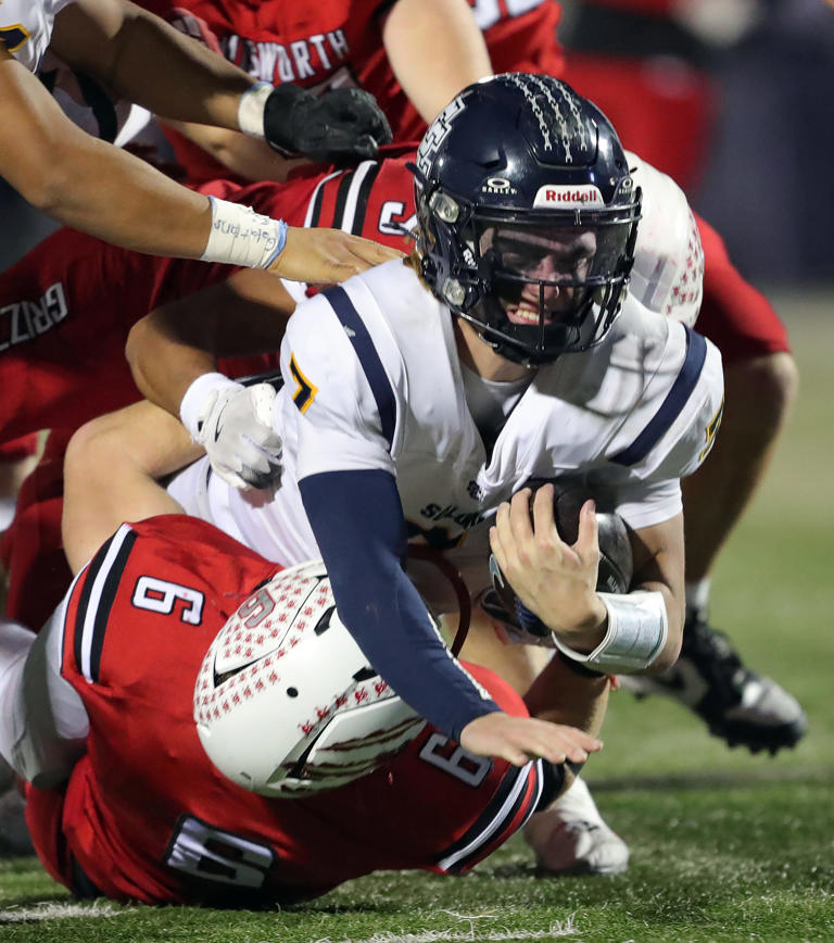 OHSAA football playoffs scores, Avon vs. Wadsworth High School recap ...