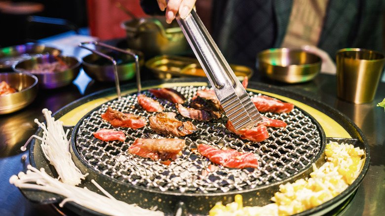 5 Tips For Eating Korean Barbecue For An Unforgettable Meal