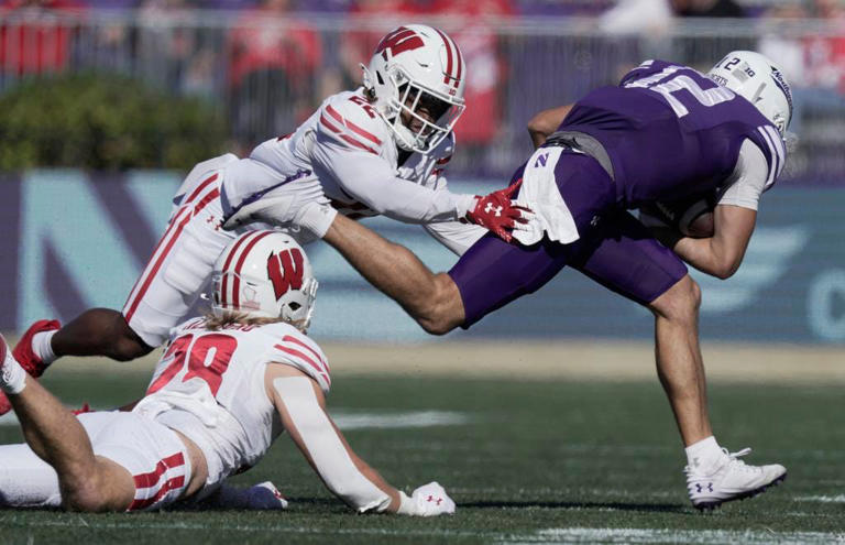 Wisconsin football transfer portal tracker: Who's leaving and who's ...