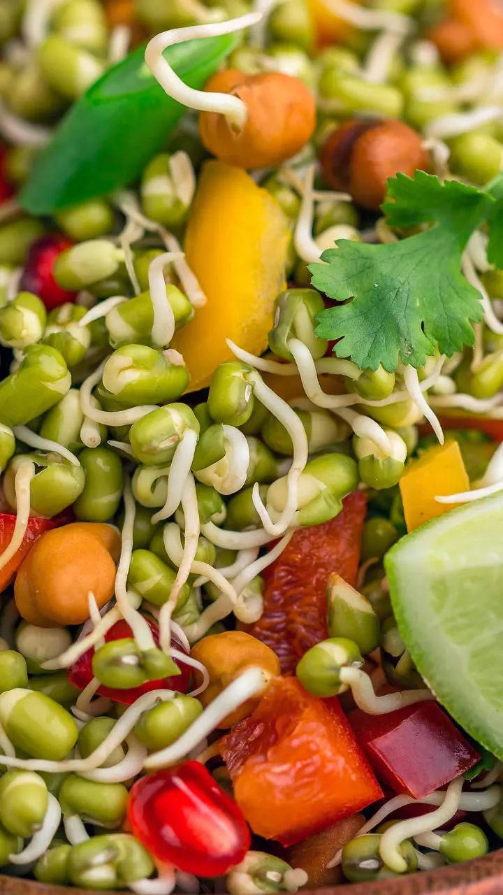 7 rules to follow while eating sprouts 7 rules to follow while eating sprouts