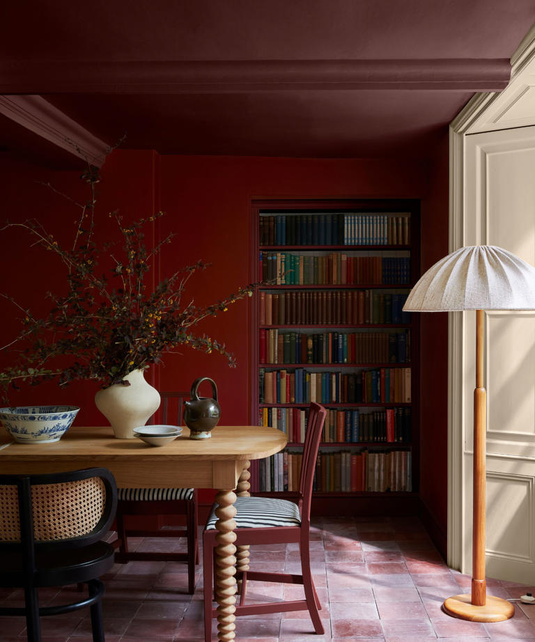 Move over color drenching, ‘color capping’ is the chic new tonal ...