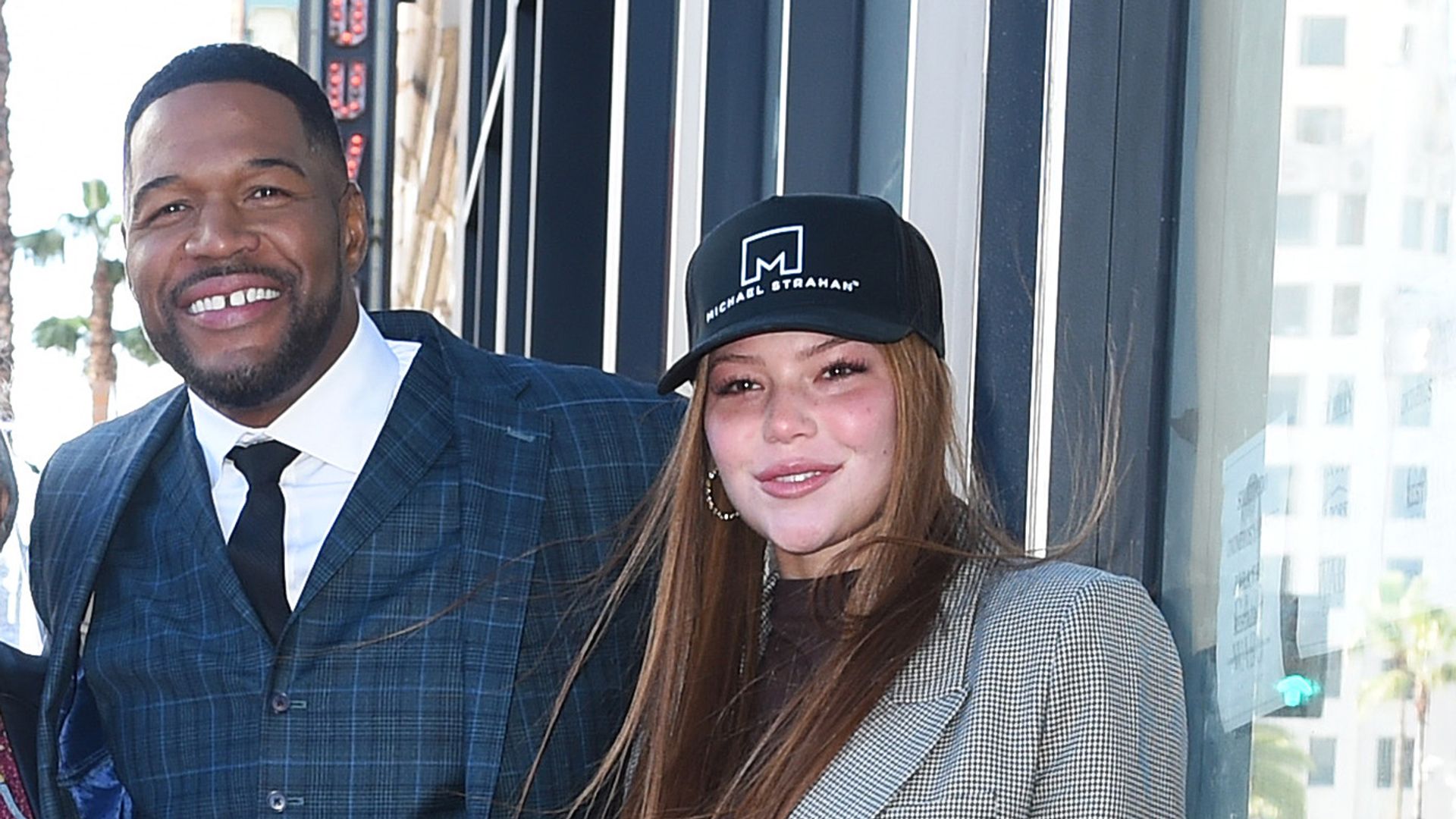 Michael Strahan's daughter Isabella highlights growing curls in ...