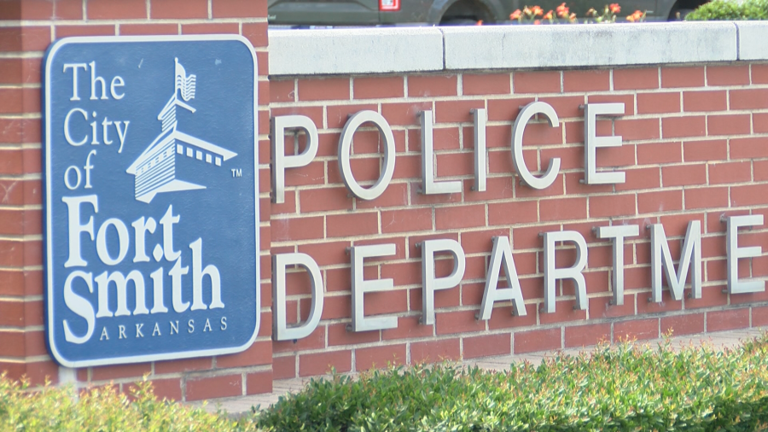 Fort Smith police hiring entry-level officers, deadline approaching fast