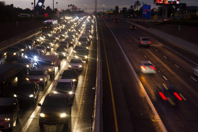 Stretches of I-10 and I-17 will be closed this weekend. Here's when and ...